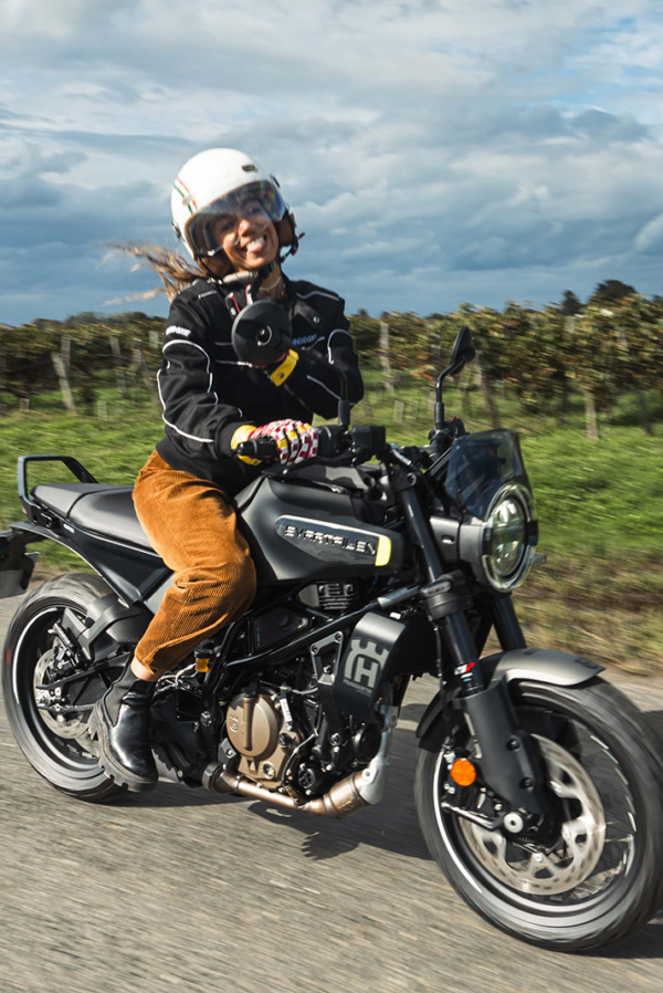Which motorcycle should you choose? The Eudoxie team tests the latest ...